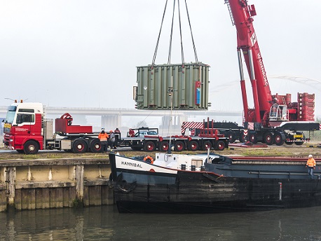 Nieuwe hoogspanningstransformator voor Merwedehaven Dordrecht | Stedin